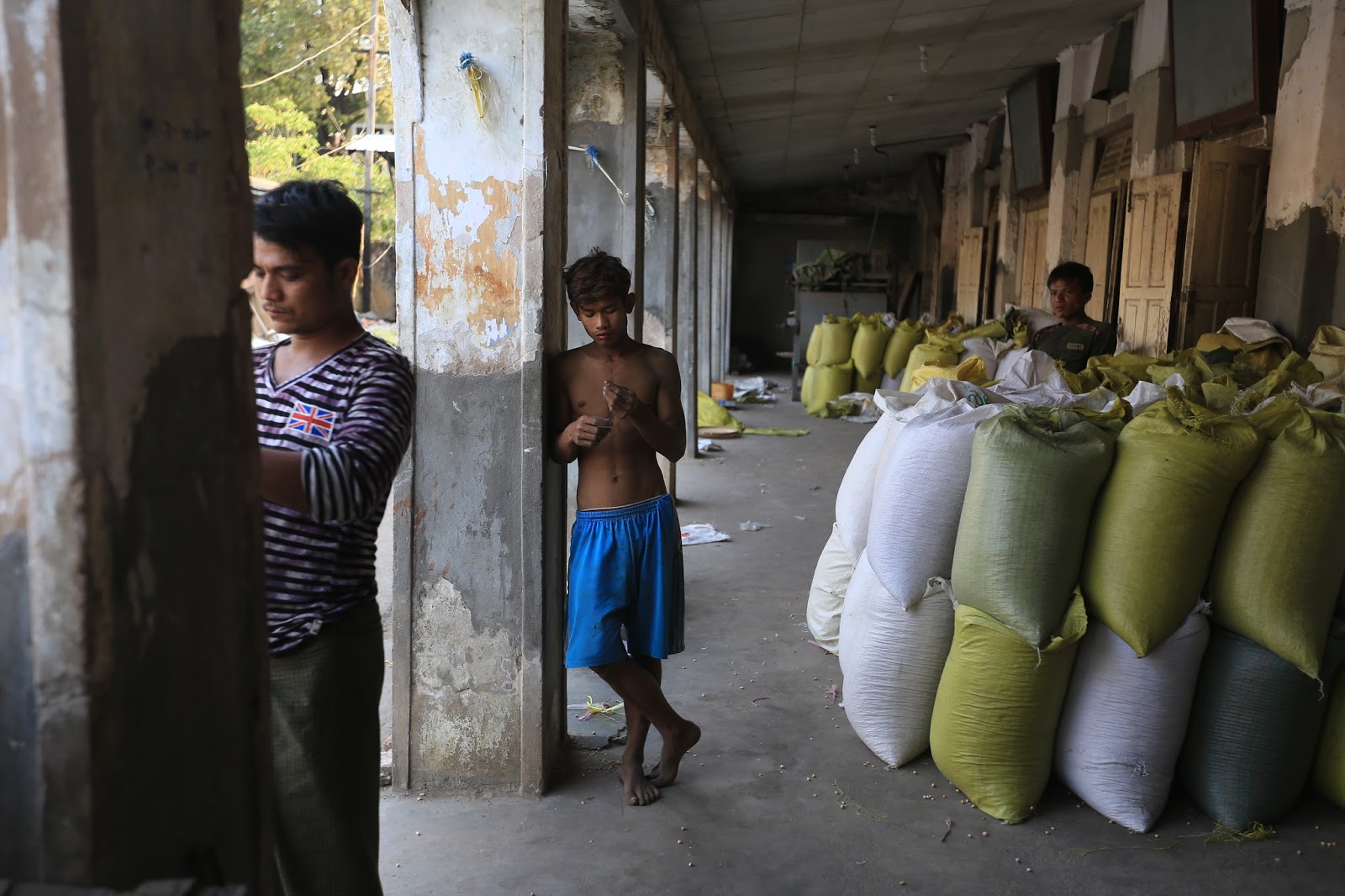 The Southeast Asia Movie Theater Project: The King Cinema - Shwebo ...