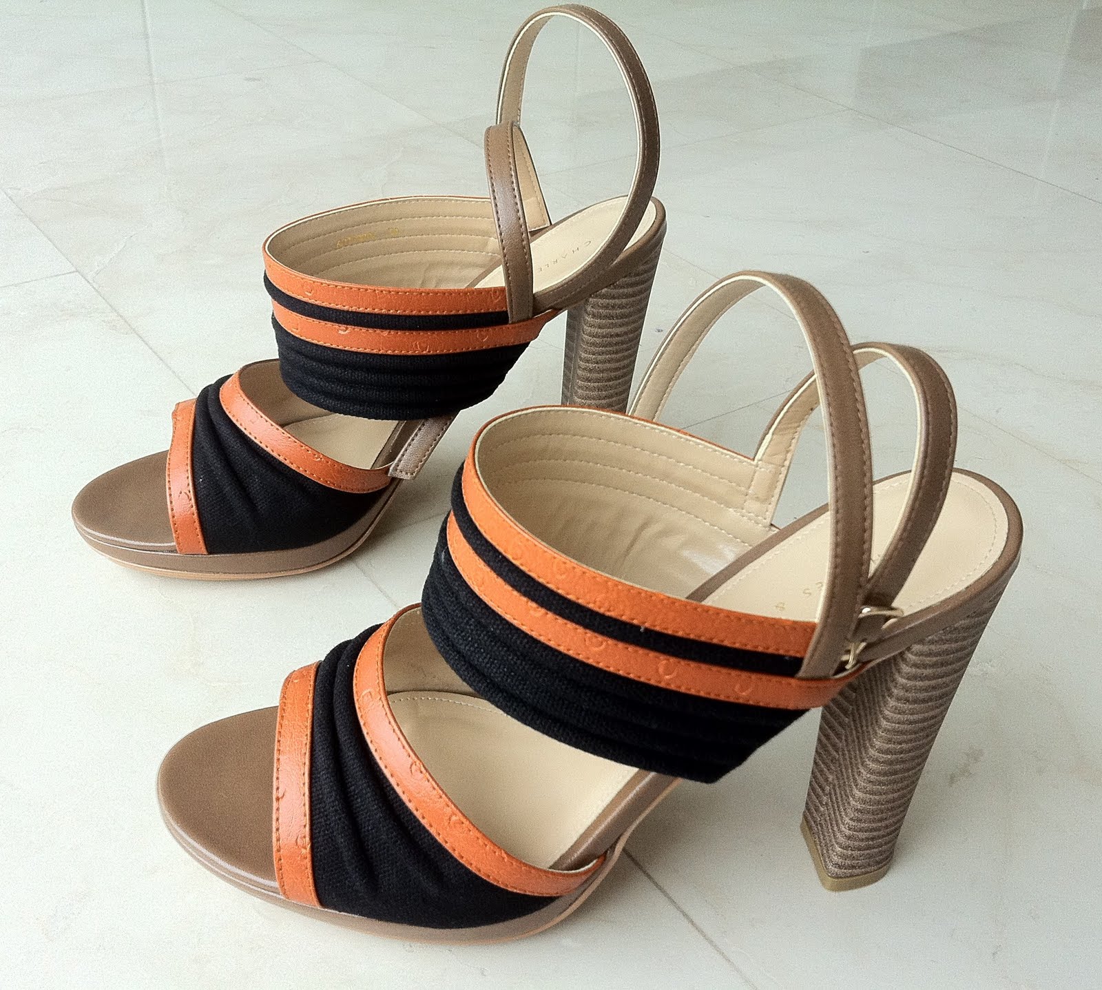 Silv's Journal: Shoes, shoes, fabulous shoes....