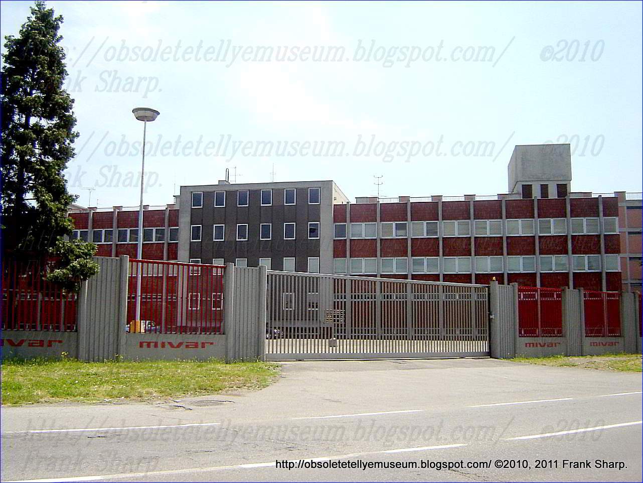 MIVAR TV15" T55 YEAR 1977.