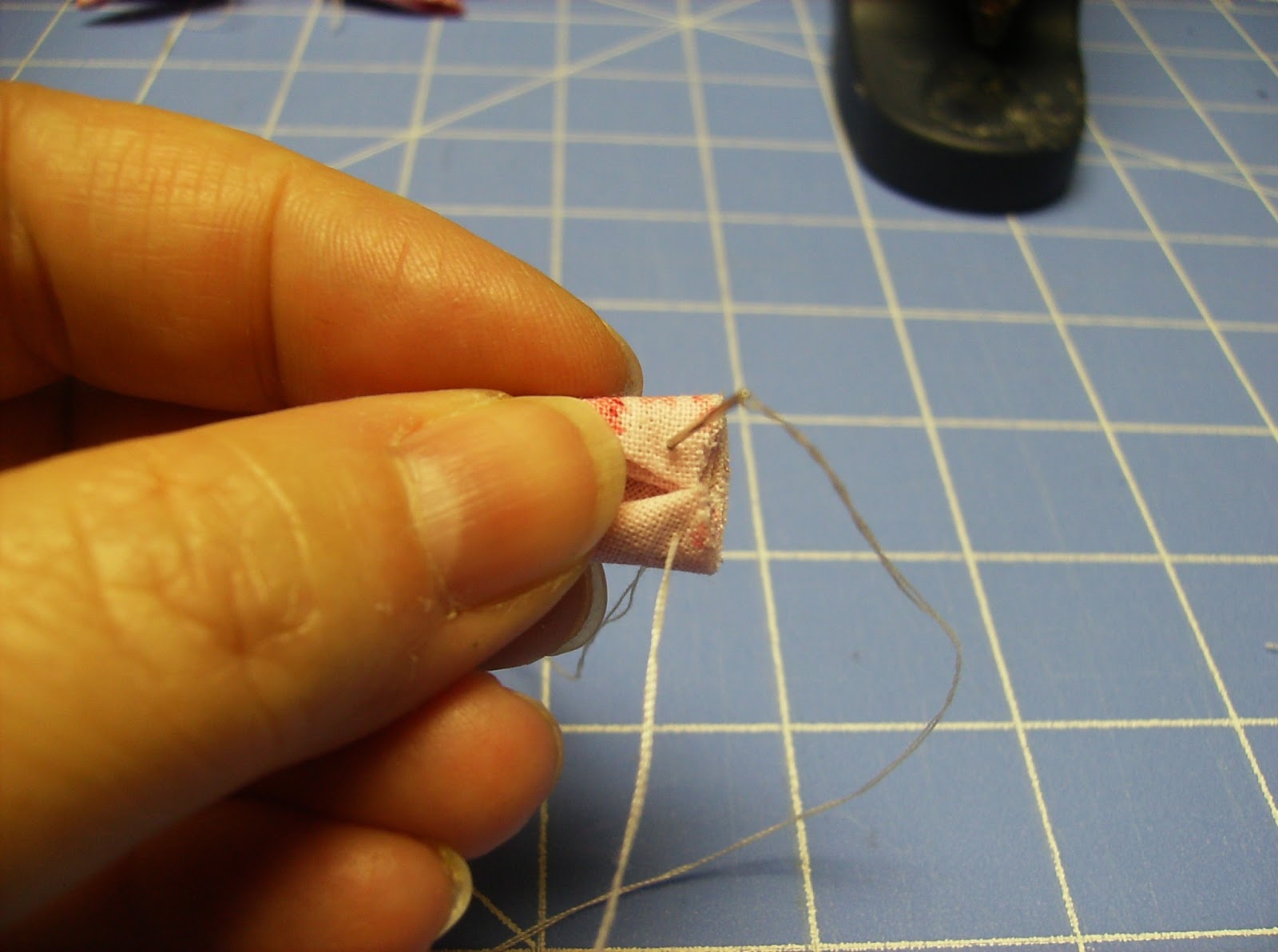 Fabric Flowers: A Picture Tutorial | Bumbleberries Boutique