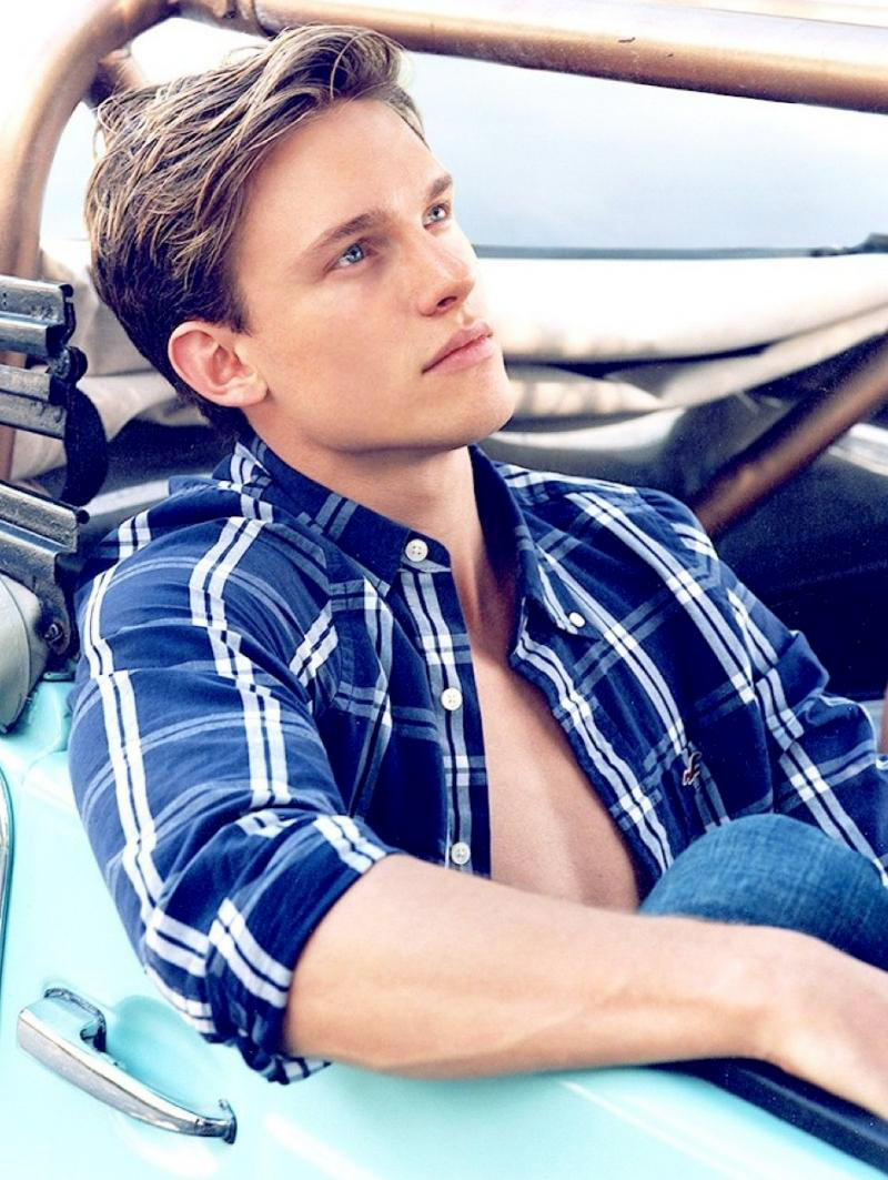 Sun Seekerz!: Chris Doe