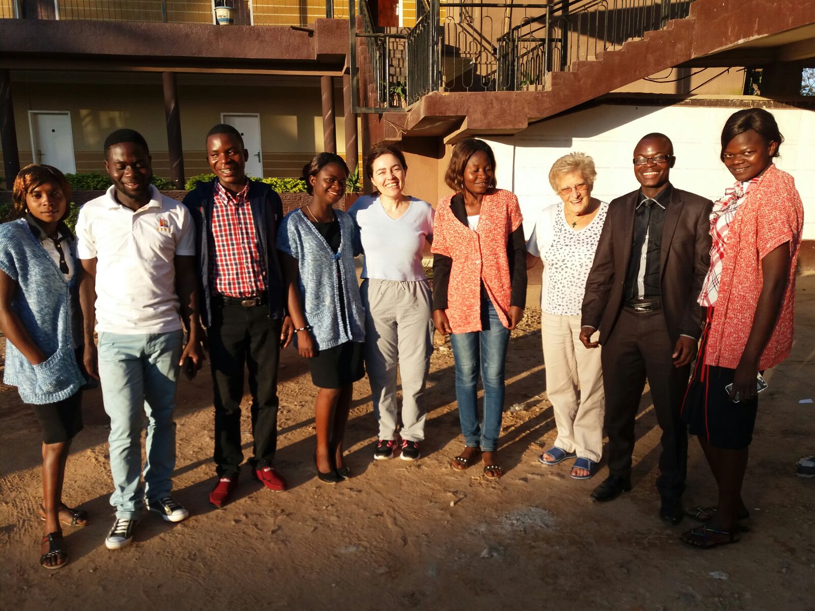 BIERZO AYUDA: Kilela Balanda Mayo 2017