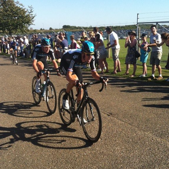 Old Buckenham blog: Cycling through Old Buckenham