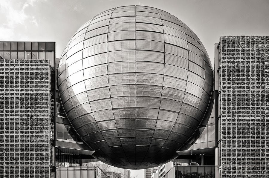 OLTRE IL MURO: ARTE e FOTOGRAFIA: JARED LIM | PHOTOGRAPHER