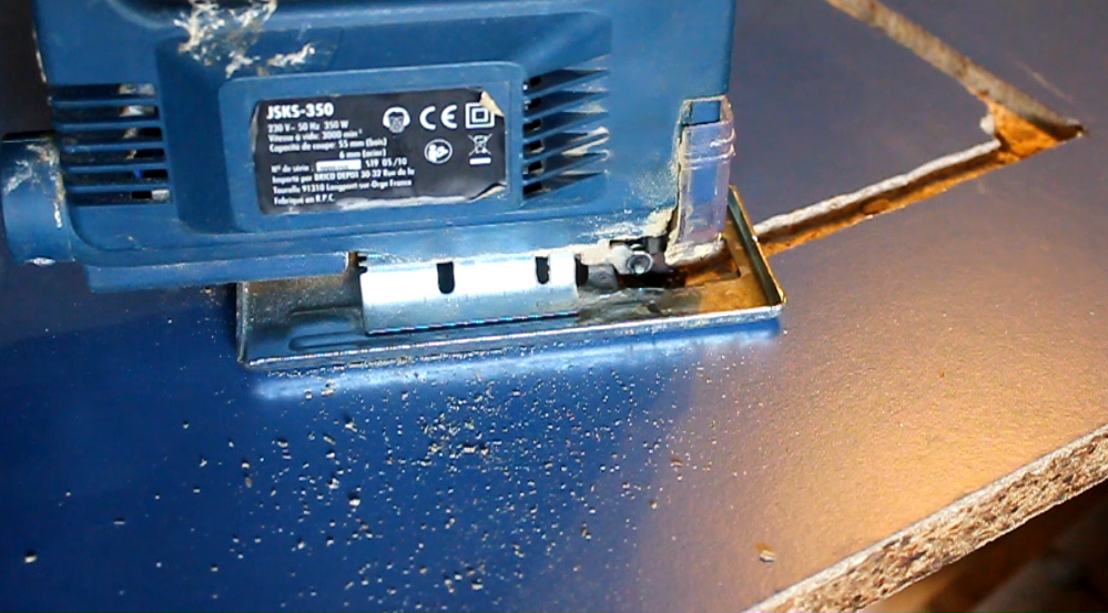 Home-made Router Table from Scrap