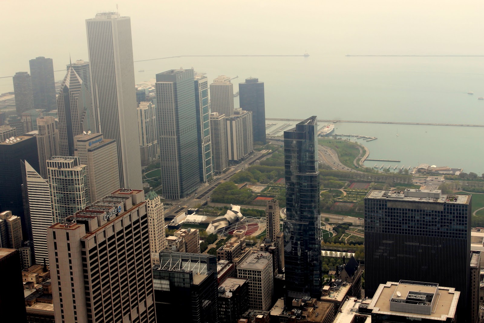 Arrows Sent Forth: Tips for Visiting SkyDeck Chicago with Kids