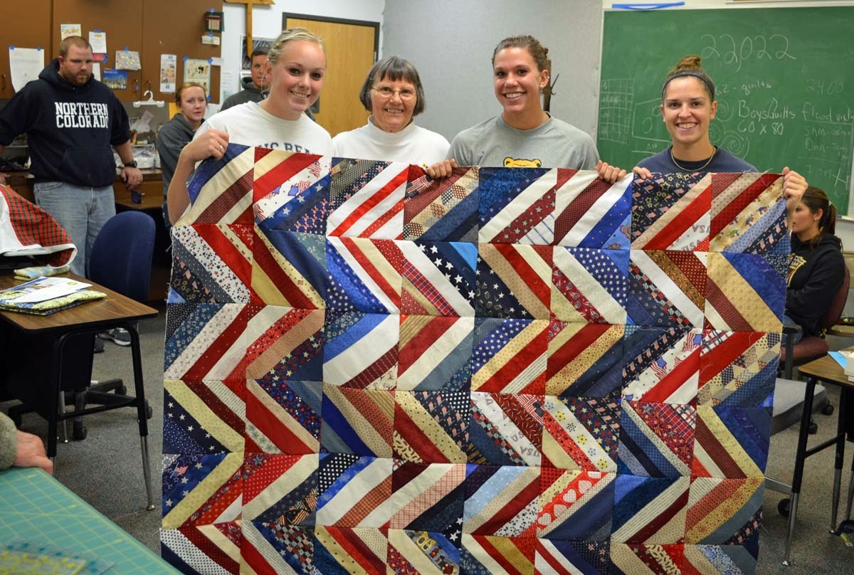 Alycia Quilts - Quiltygirl: Sew in with UNC Softball team
