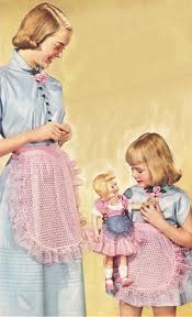 Rhonda Talbot World: Technically speaking, Lily Collins looks like ...