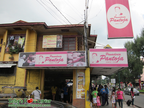 Selby's Food Corner: Panaderia Pantoja Bakery