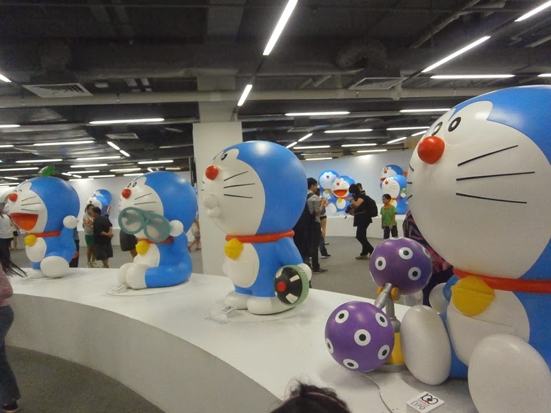 TRAVELOG: EKSPO 100 GAJET RAHSIA DORAEMON : Patung Doraemon je...We ...