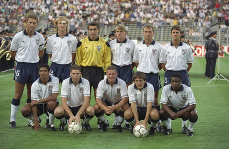 -: INGLATERRA 1990