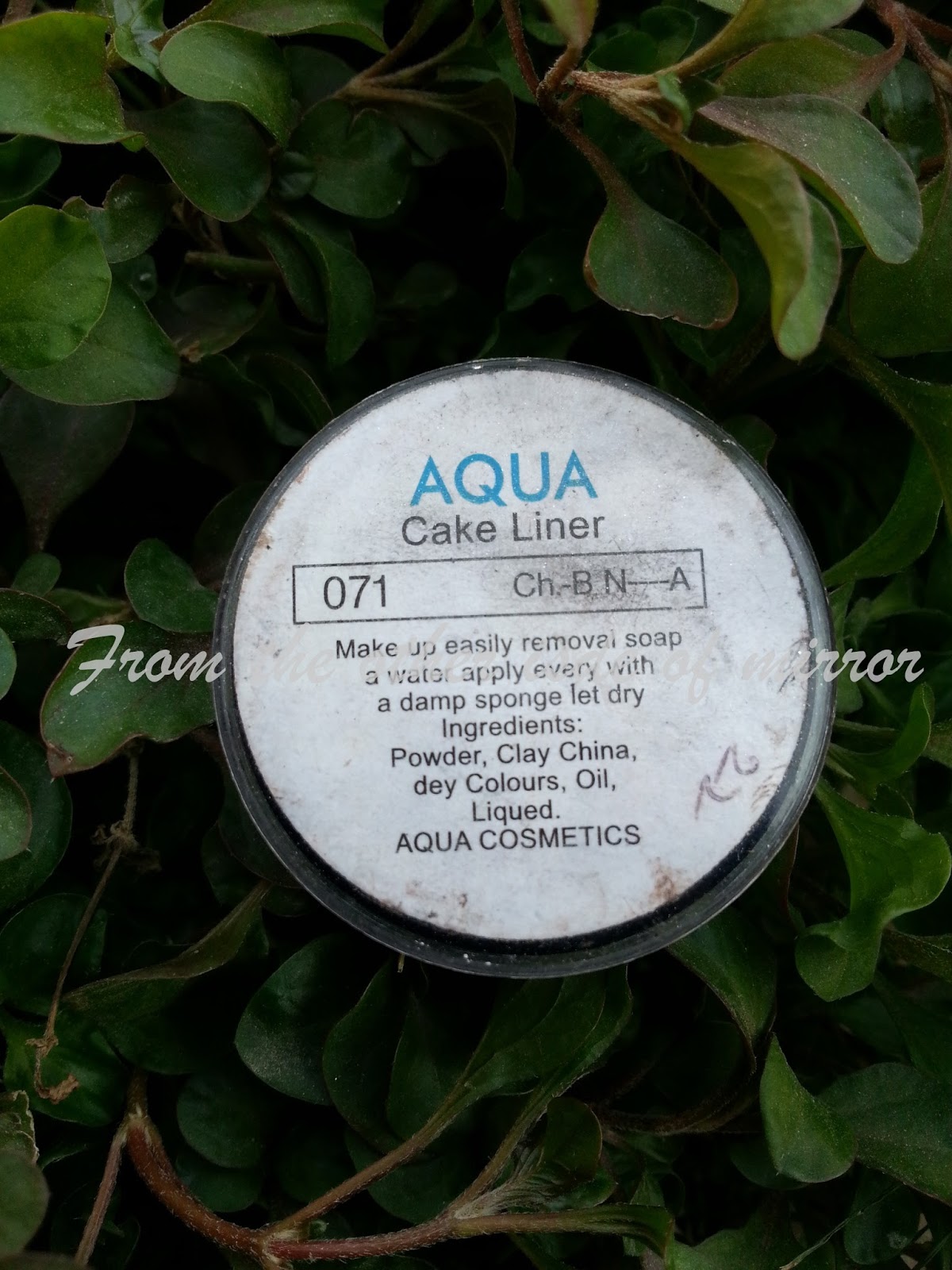 From The Other Side Of Mirror Aqua Cake Eye Liner In Black Review And Swatch