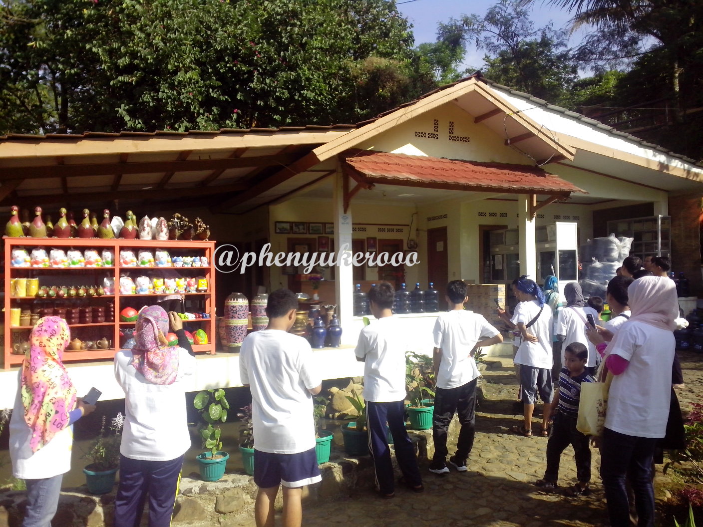 Bloggers Camping di Citra Alam Riverside, Cisarua