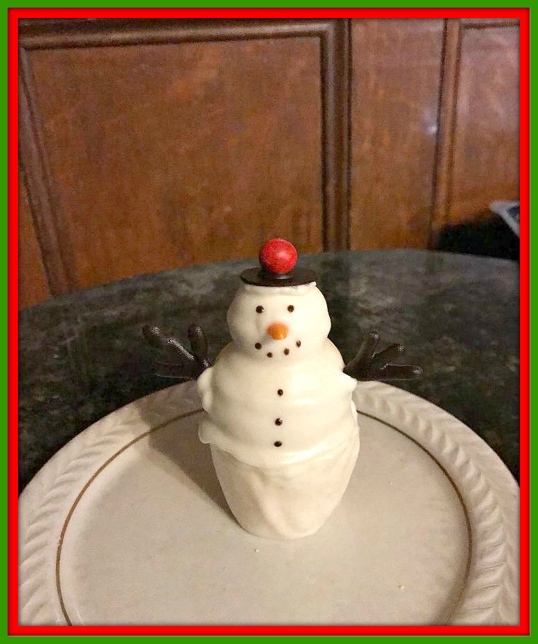 Relevant Tea Leaf: Adorable Edible Snowman