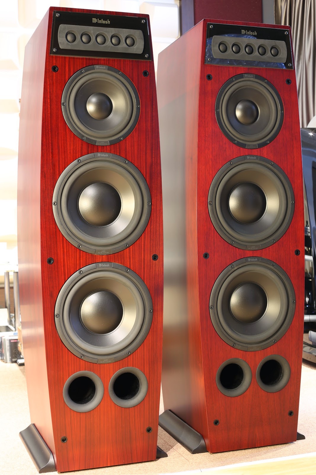 DONG FONG AUDIO: McIntosh LS360 ( used )