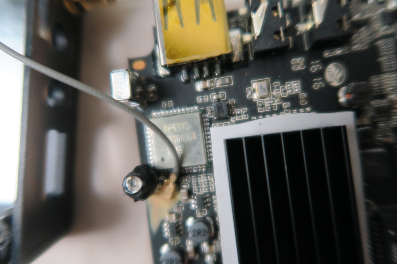 A Minha Casa Digital: Unboxing e Teardown: WeTek Hub