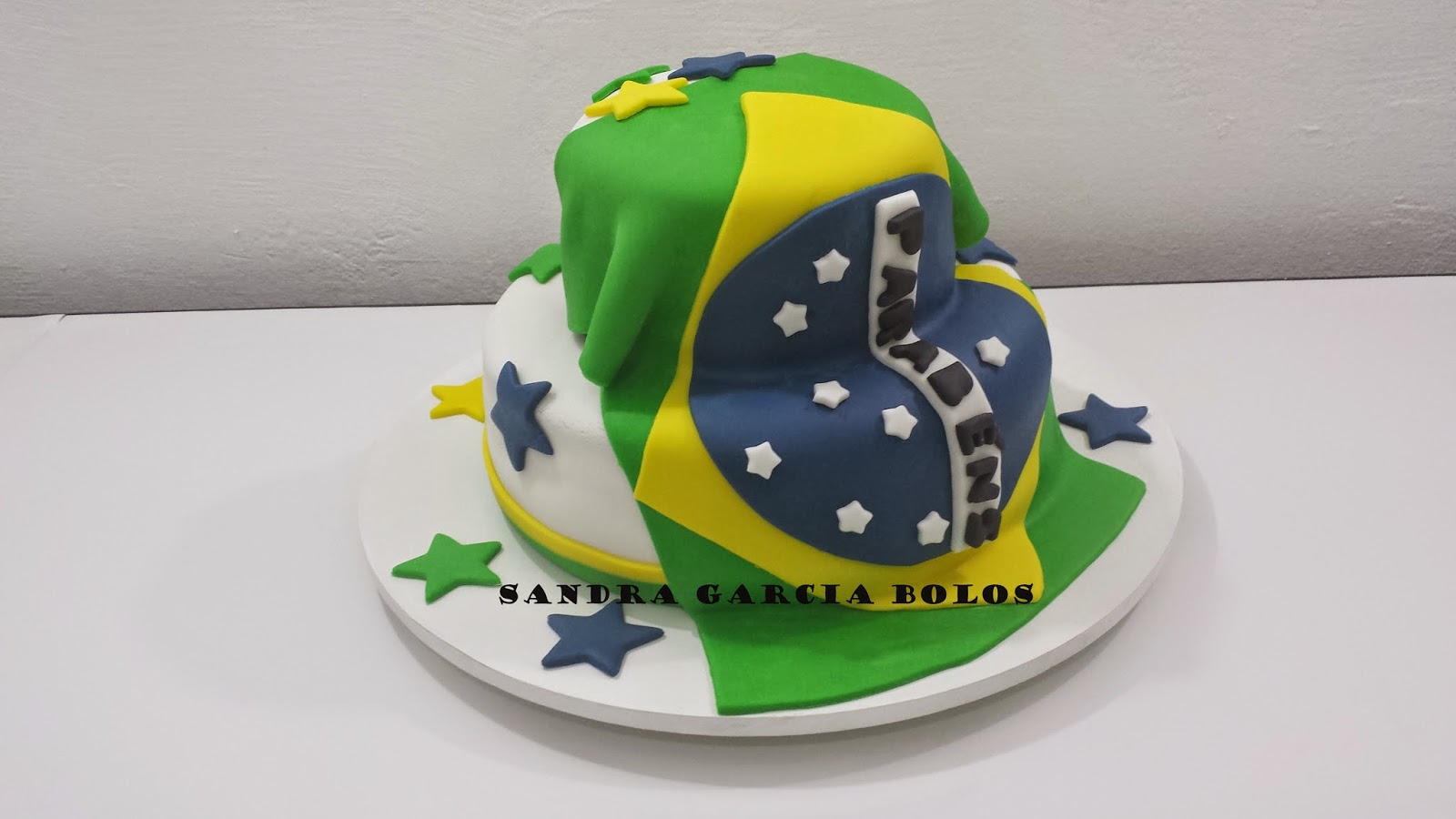 Bolo Com A Bandeira Do Brasil - Compartilhar Bolo