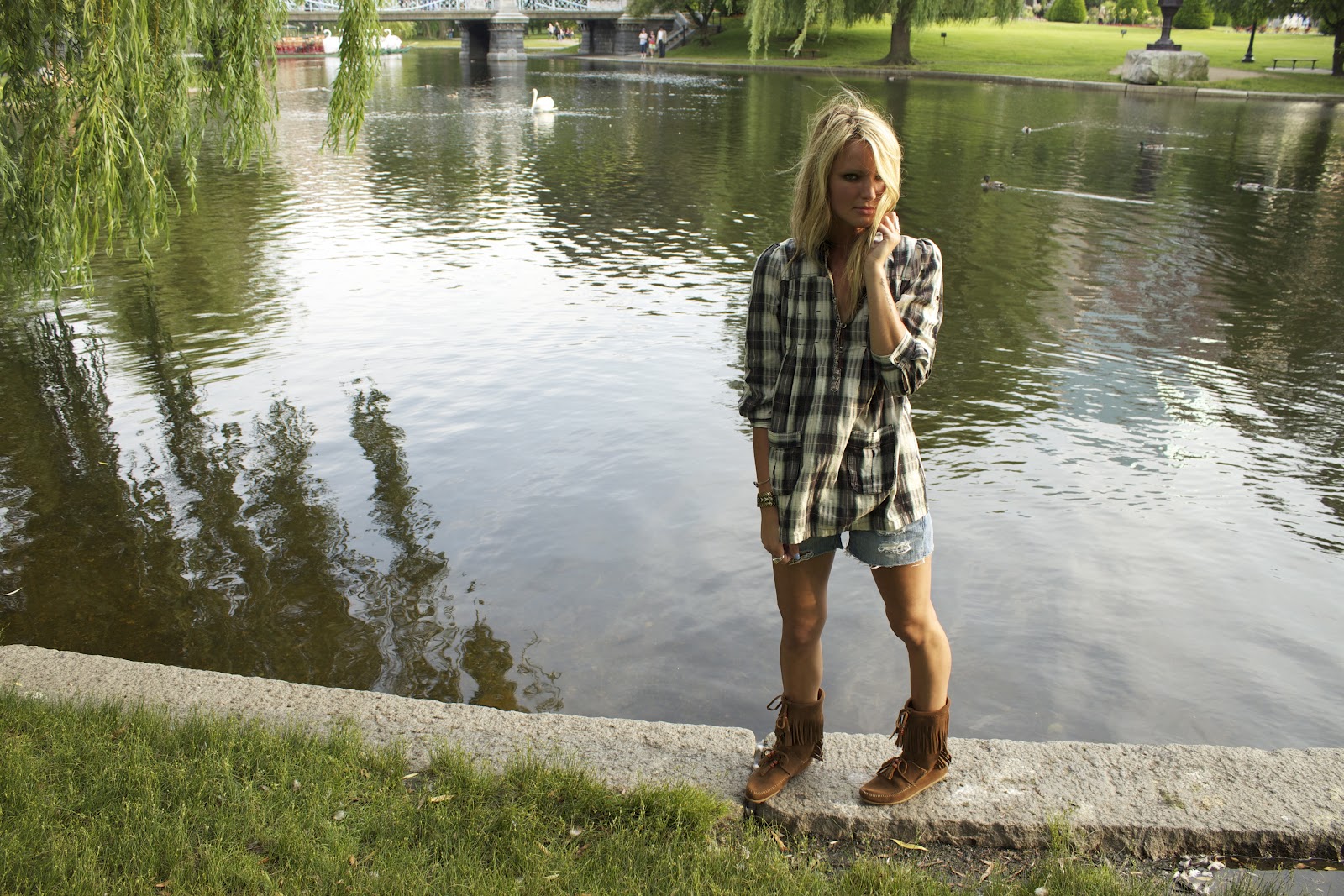 Sweet Lasses: blogger spotlight.