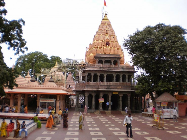 Mahakaleshwar Temple (Mandir) Ujjain, Kaal Bhairav and the Dabral Baba ...