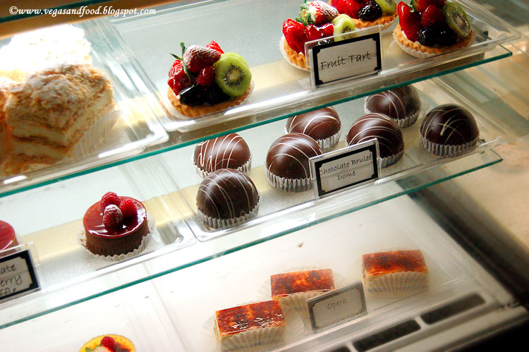 Aux Delices French Bakery & Cafe - Pasadena - Vegas and Food
