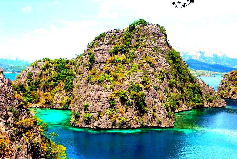 Palawan Place: Kayangan Lake