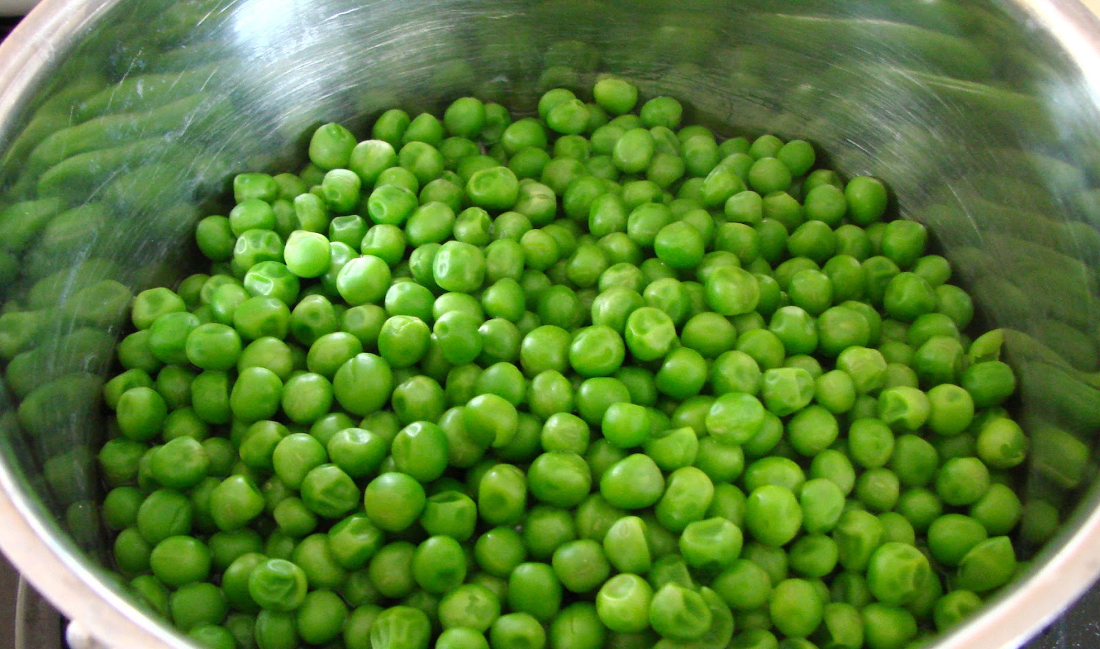 Ashleigh HomeMaker: Spring Pea Hummus