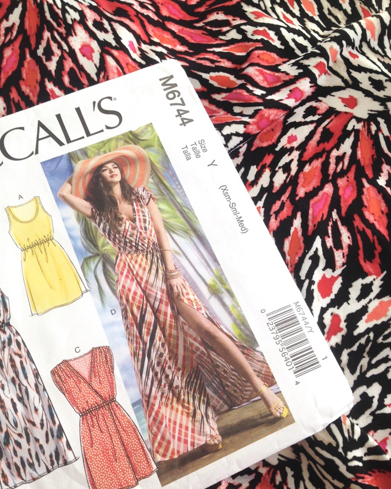 Gatorbunny Sews: My First Spring Sew - TNT Pattern McCall's 6744