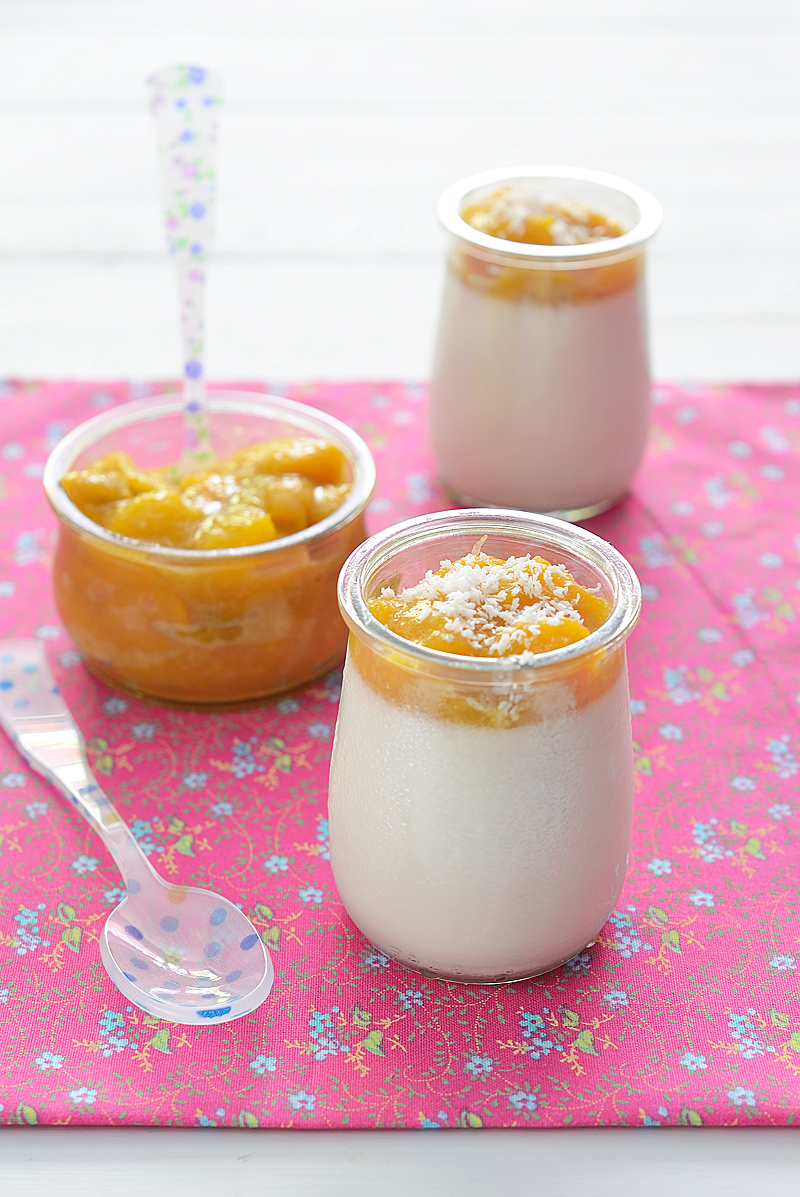 ¡Qué cosa tan dulce!: Panna cotta de coco y yogur con mango asado