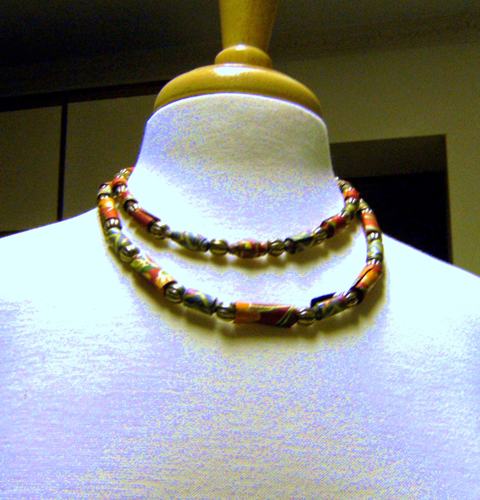 Crafty One: Paper Beads Necklaces