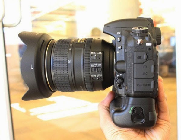 Nikon D750, a Full Frame DSLR with WiFi and bend the Screen