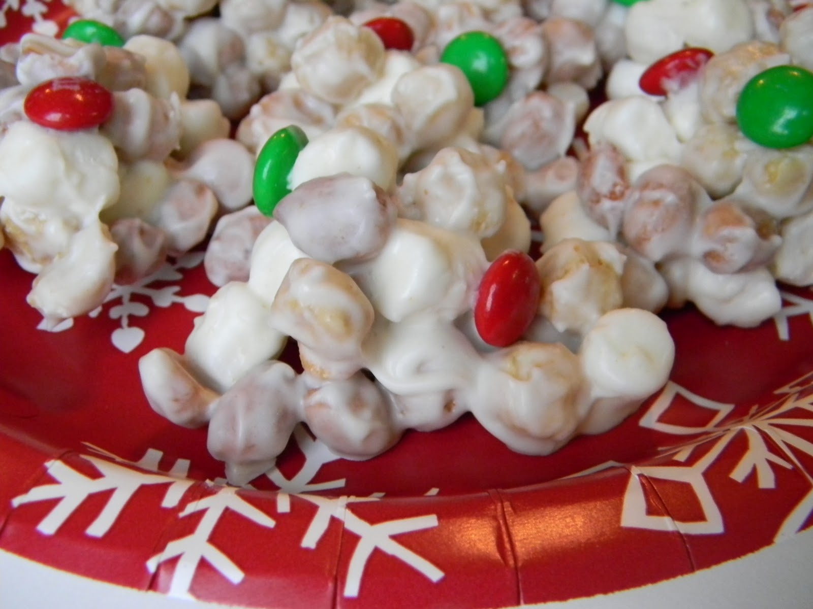 Candy's Clothes Closet: Christmas Snow Flakes