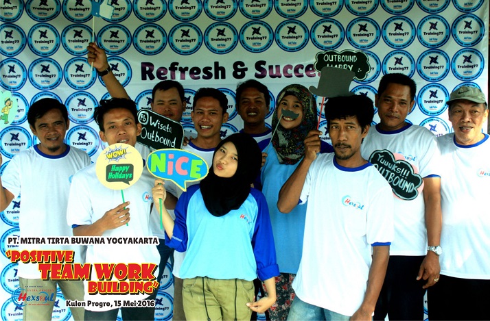 Asiknya Refreshing di Dolan Deso Boro bersama Rekan-Rekan Hexsoul