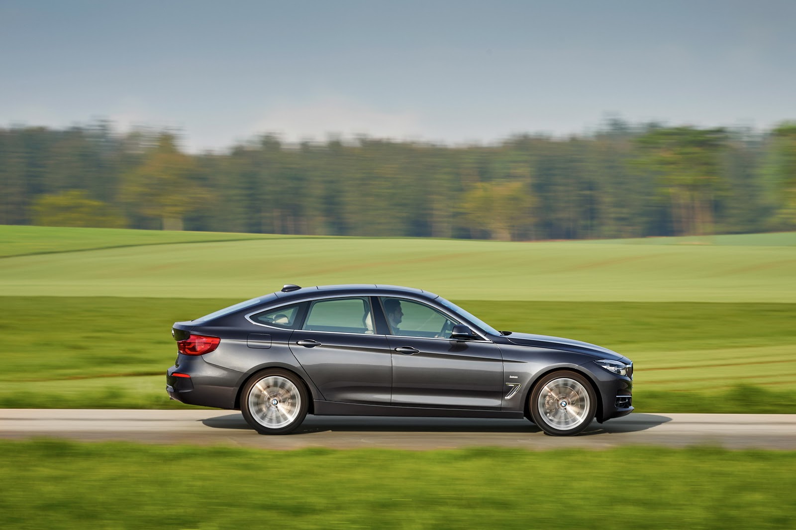 2017 BMW 3-Series Gran Turismo Facelift Detailed