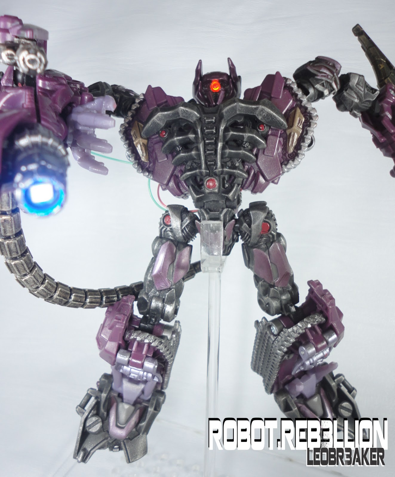 ROBOT.REB3LLION: SHOCKWAVE - DOTM