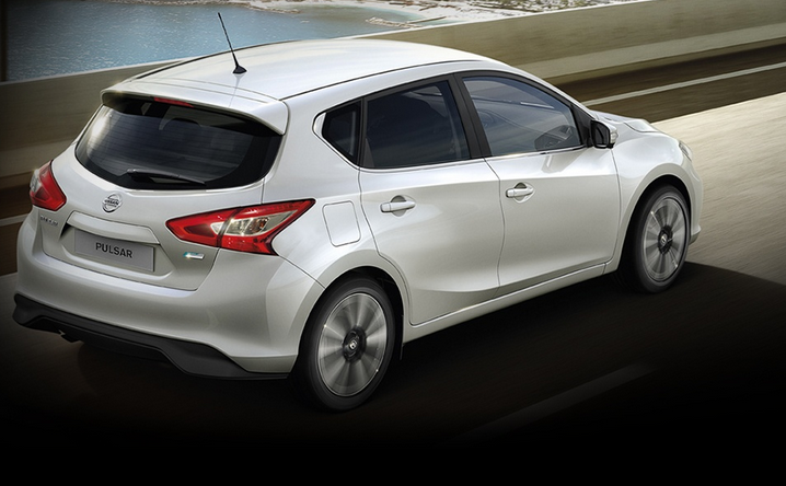 Four Wheel Drive Magazine: Nuevo Nissan Pulsar 2015