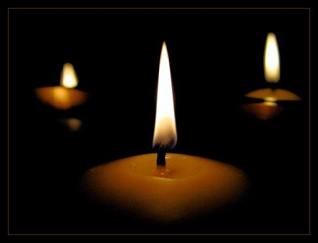 Luz de Gabriela: Ritual con velas para conseguir trabajo