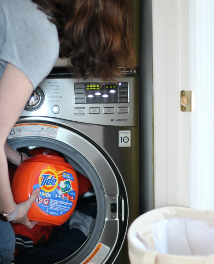 How to Make Organizing Seasonal Clothes Easy | Sunny Day Family