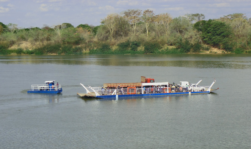 Notícias: SETOP abre licitação para travessia de balsa do Rio São Francisco