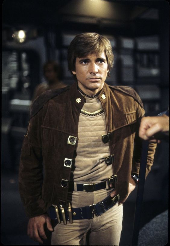 BATTLESTAR GALACTICA - SAGA OF A STAR WORLD: December 2017