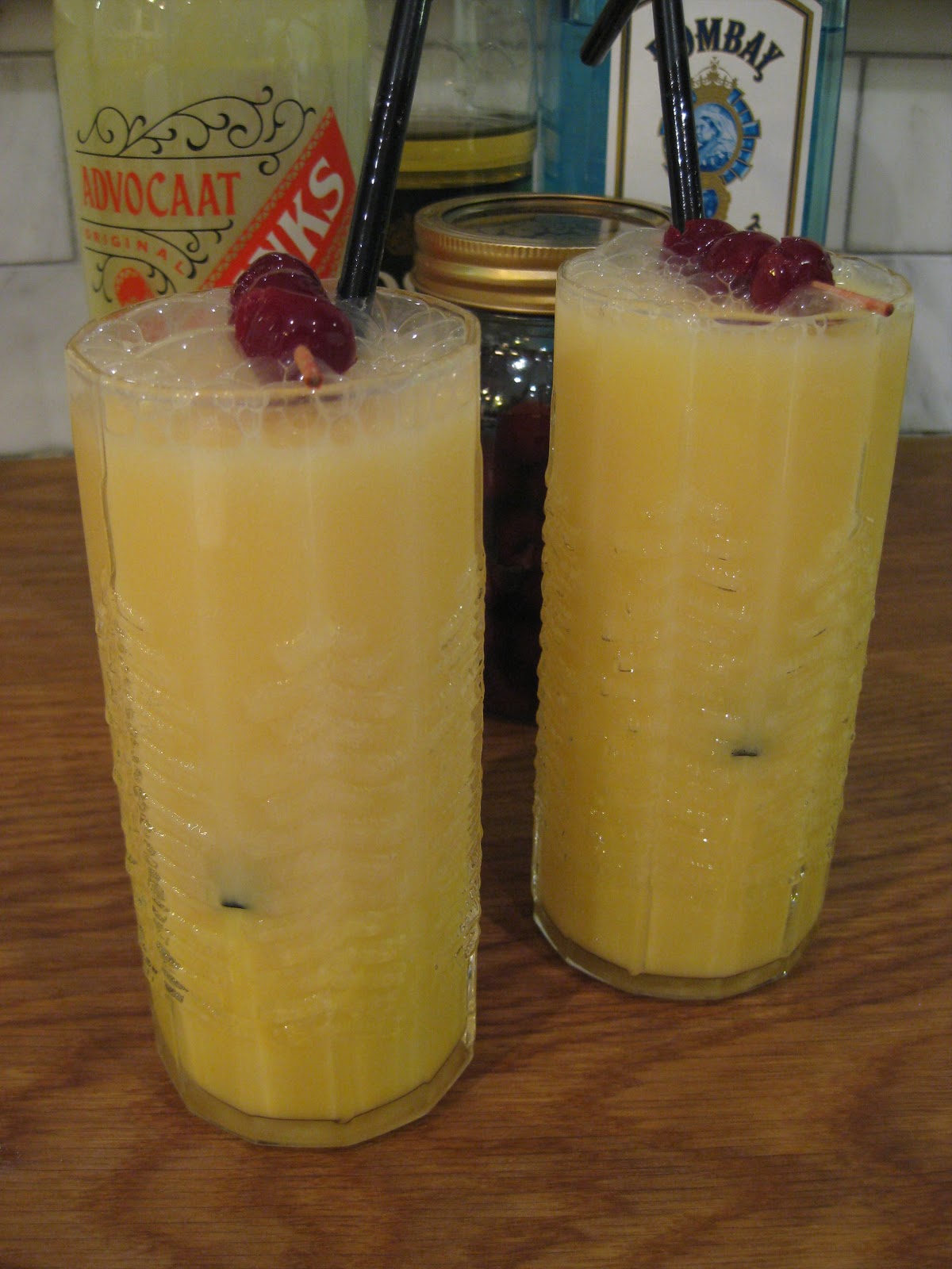 Myrtle And Merv's Home Bar: Friday Night Cocktail: Snowball (original)