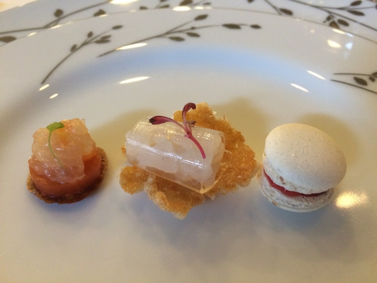 The Passionate Foodie: Tasting Counter: Now Open For Lunch