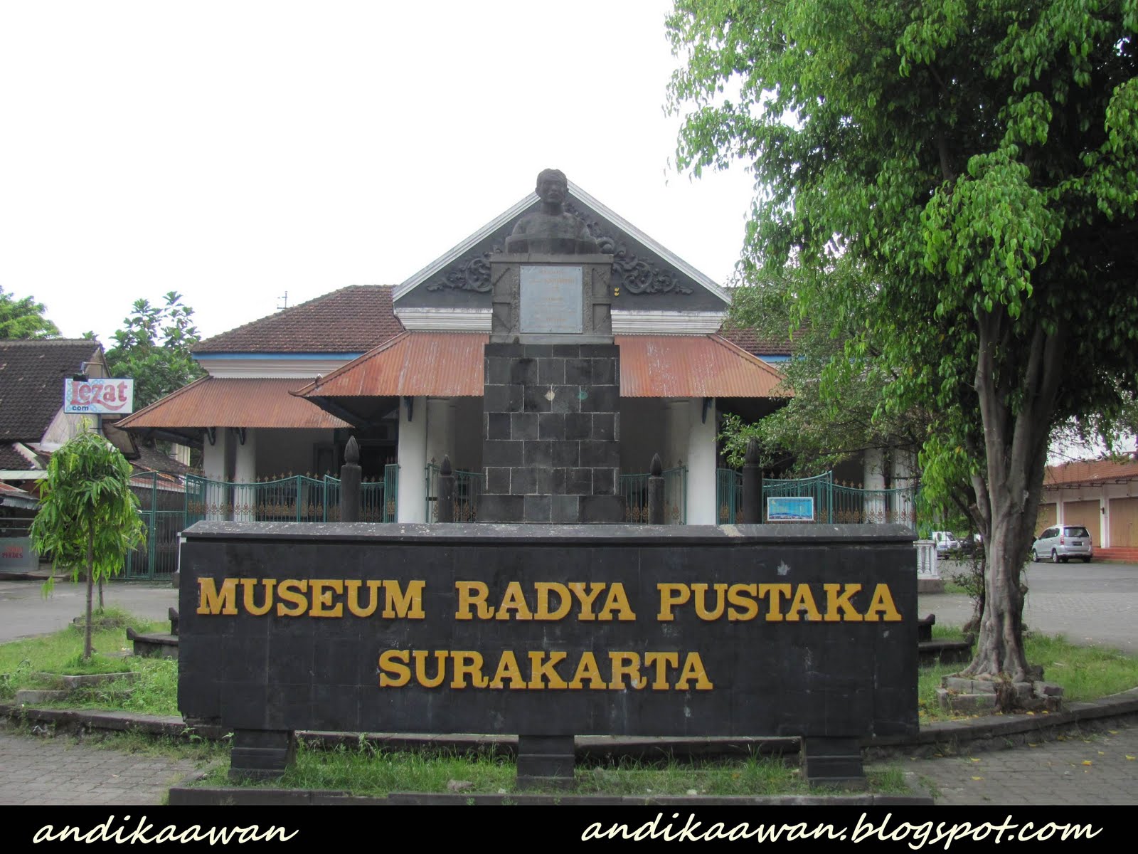 Mampir ke Museum Radya Pustaka ~ Design Boutique
