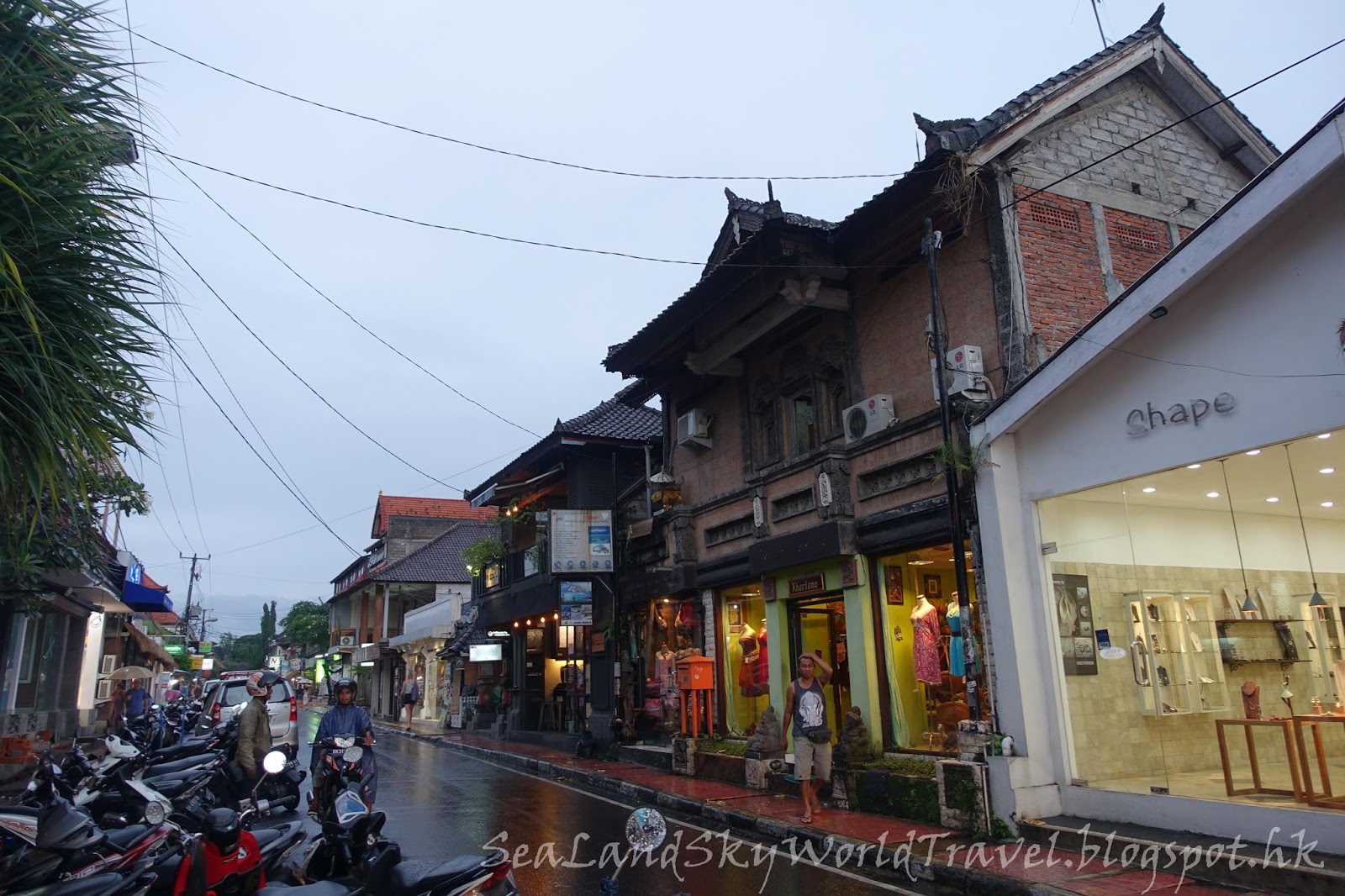 峇里自由行第四, 五天: 烏布皇宮, Cafe Lotus, Suwasiti Temple, Ubud Market, Bebek teba ...