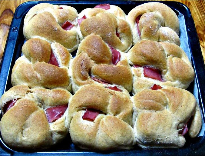 Recipes for Denny: Hard Rolls & Bacon Rolls