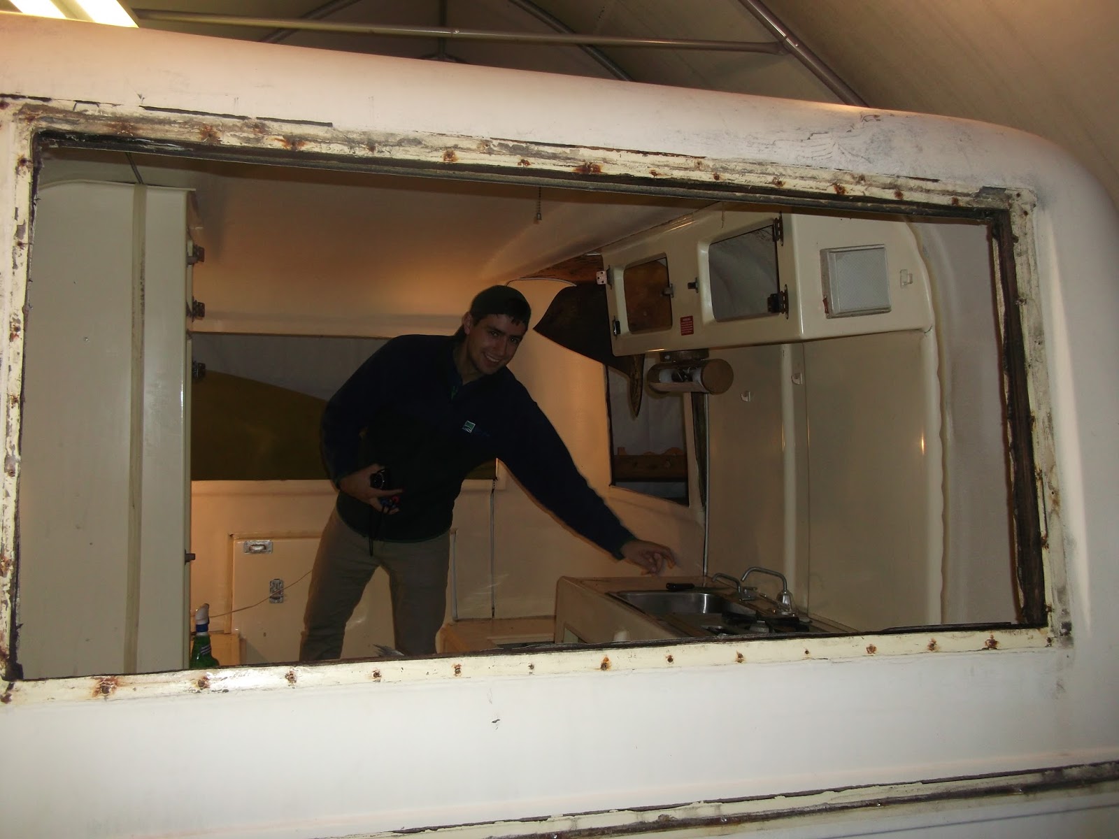 72 Boler Restoration: Starting the fiberglass repair