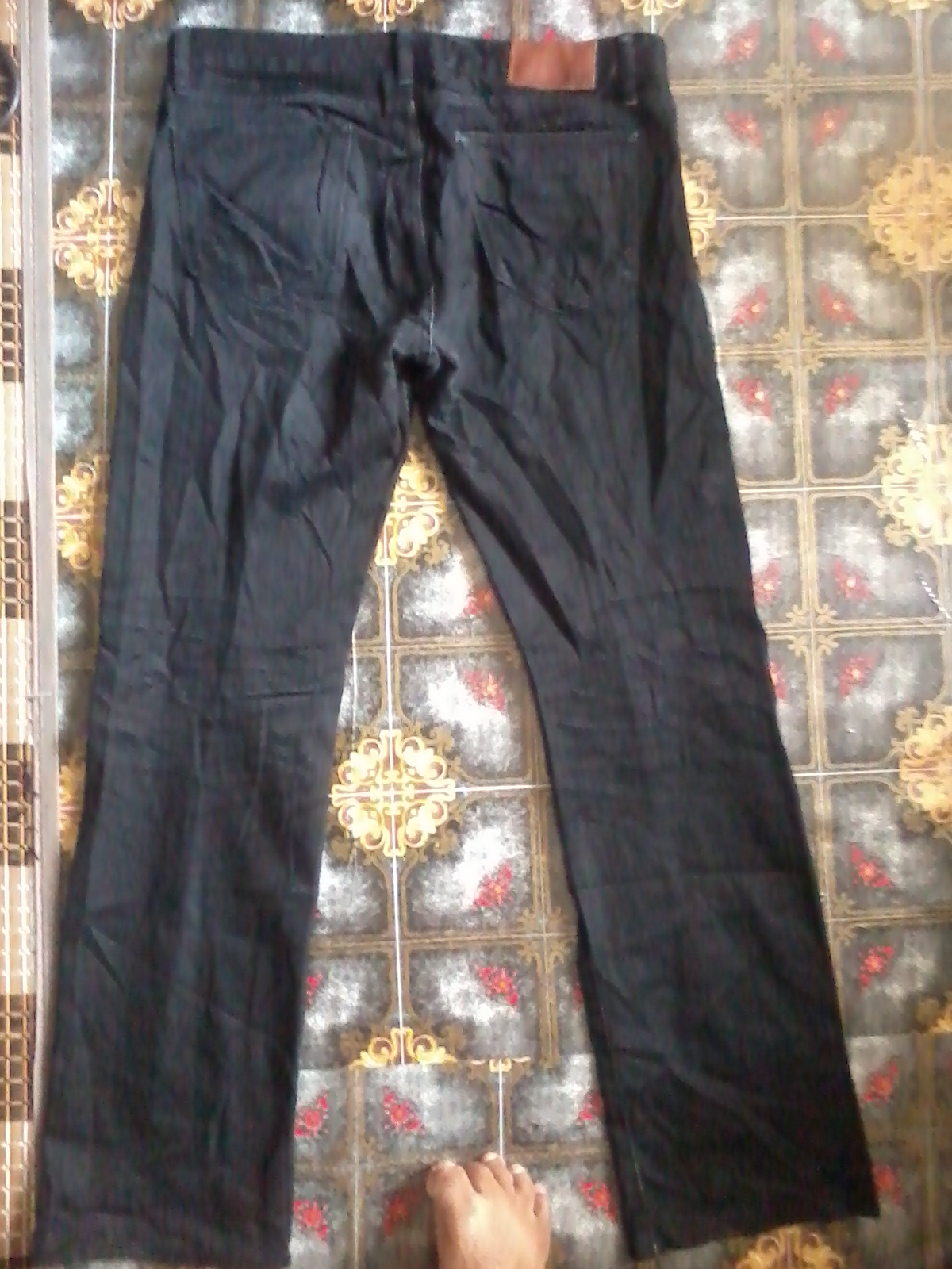 the head bundle: seluar brand uniqlo slim fit straight