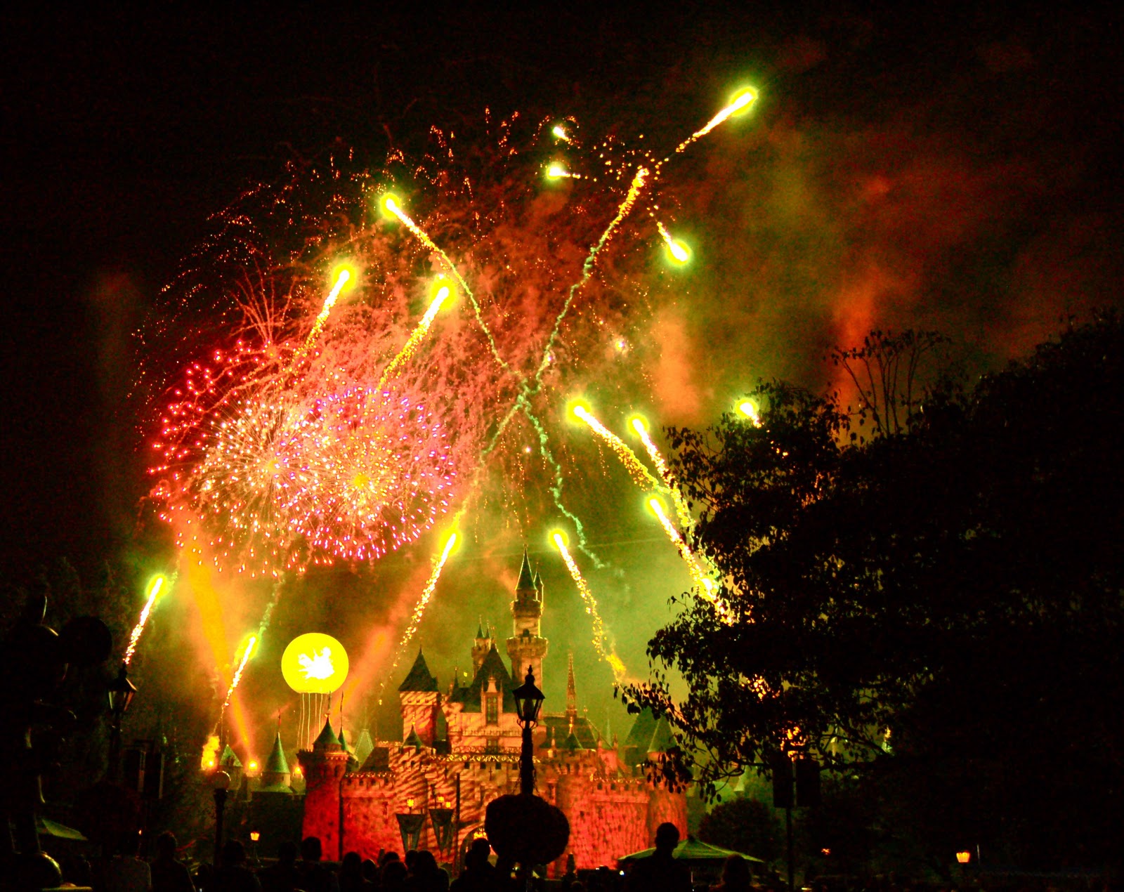 Disney Sisters: Halloween Screams Fireworks Spectacular at Disneyland
