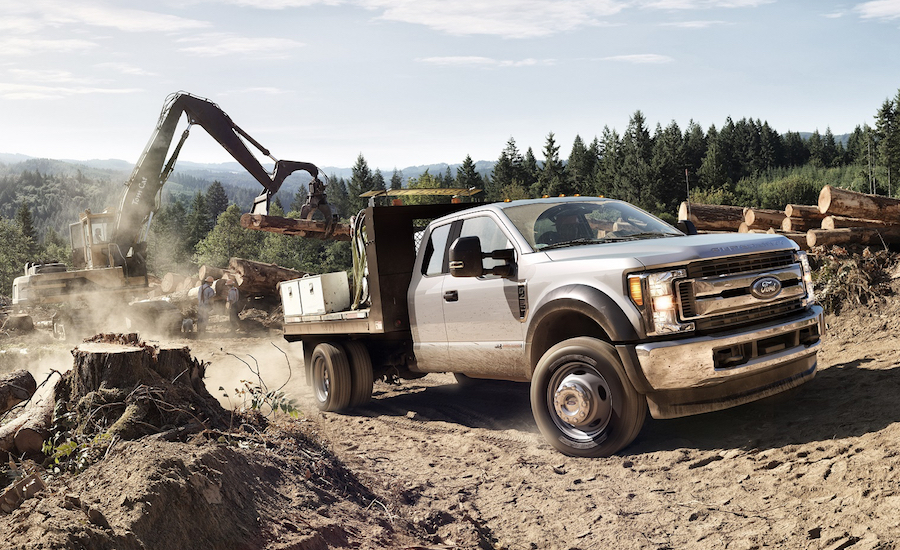 Ford Rolls Out Aluminum Chassis-Cab Super Duty Trucks | Harbor Truck ...