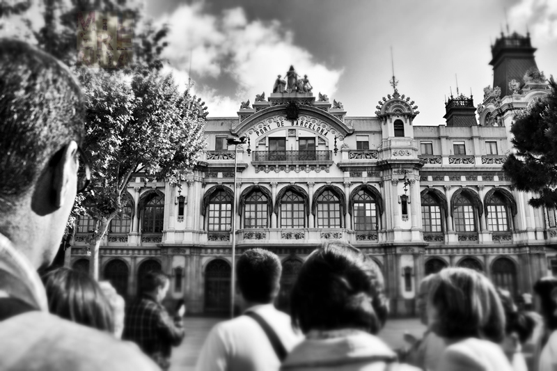 Milerenda: Acromatismo hermético