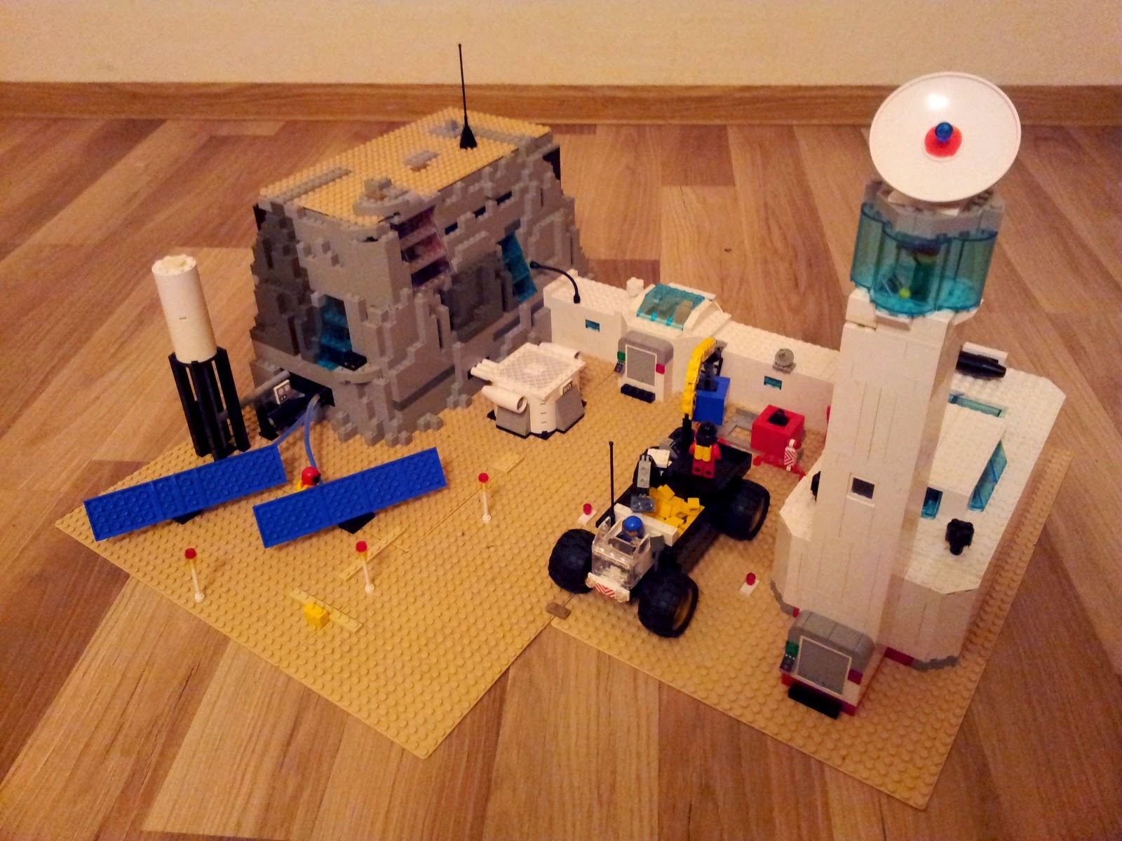 My LEGO Mars colony #2 | human Mars